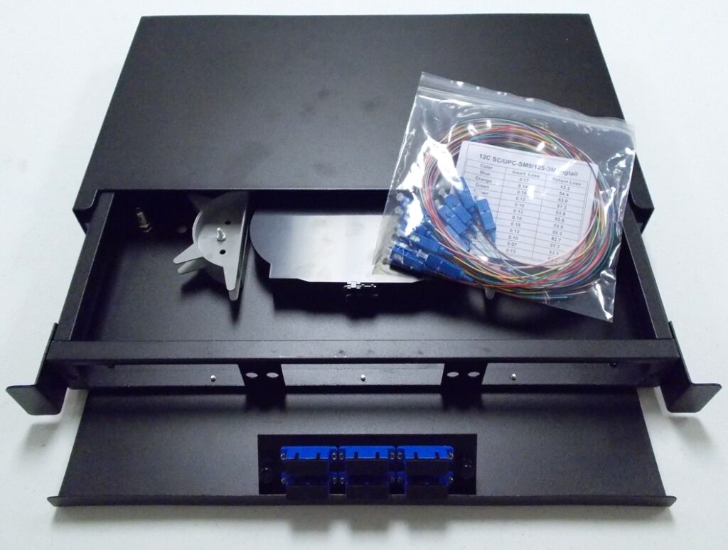 12 Port SC/APC Singlemode Loaded Patch Panel Kit - Plugsters